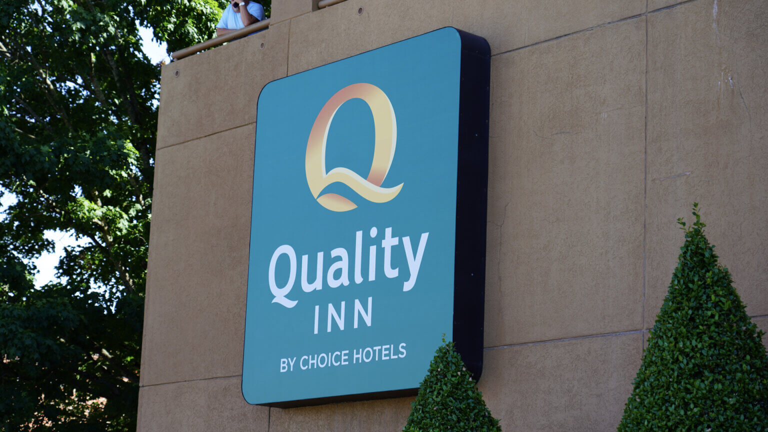 Discover Attractions & Hotels on the Pigeon Forge Trolley Route