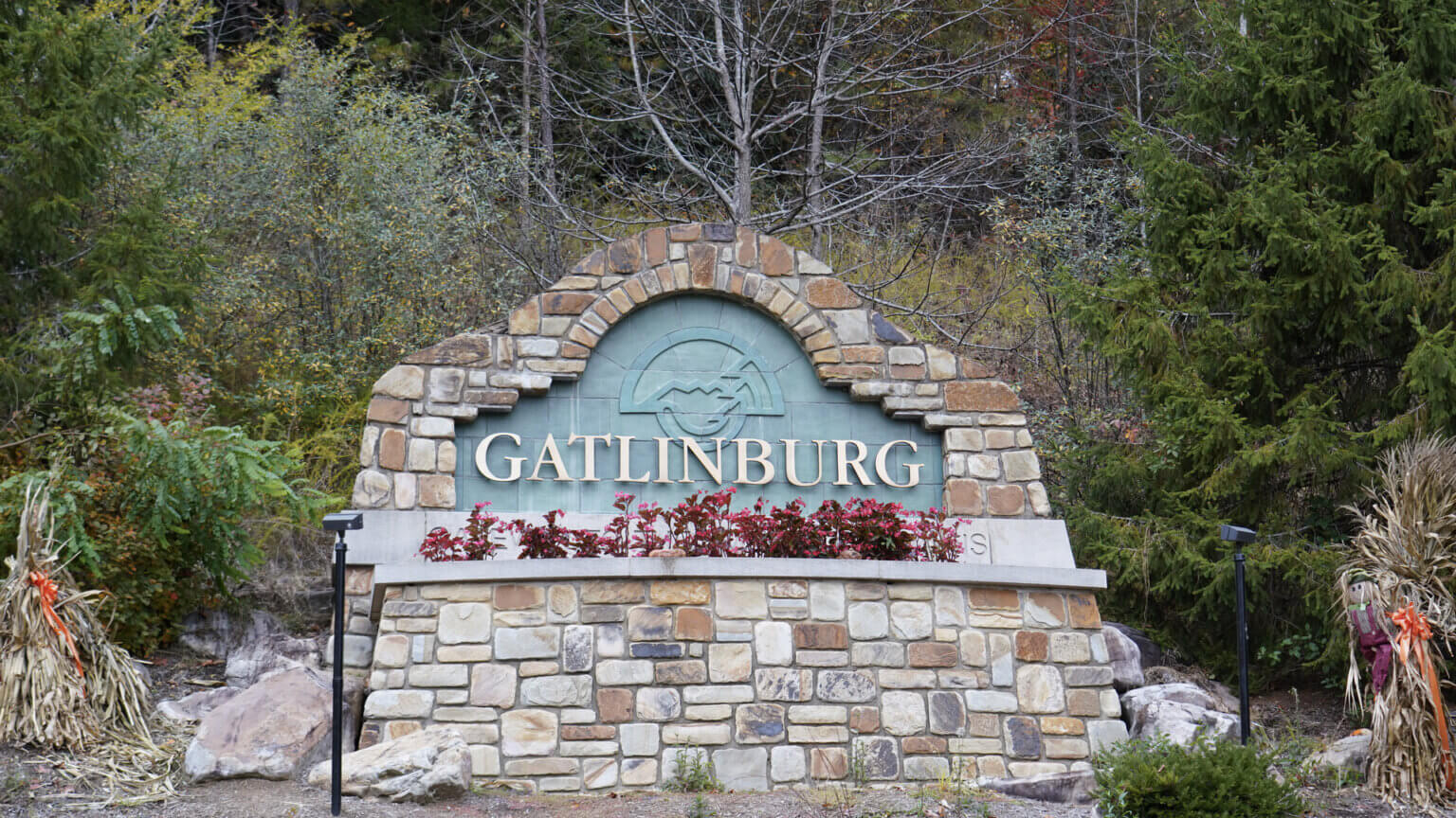 Gatlinburg Trolley: Your Downtown Tour Guide